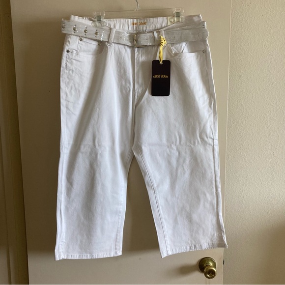 Crest Jeans | Pants & Jumpsuits | Crest Jeans Capri Color White With A ...